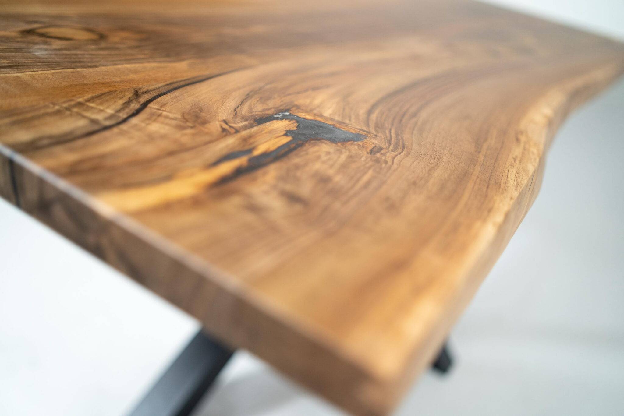 Ponudba masivnih miz | Jedilne, pisalne in epoksi mize